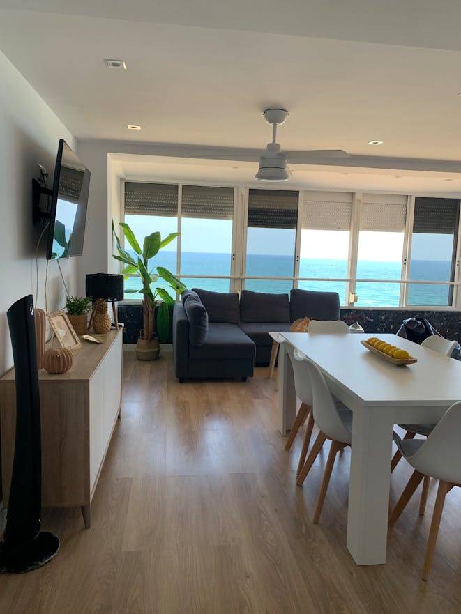 100 M² Apartamento ∙ 3 Habitaciones ∙ 6 Huéspedes - Gandia