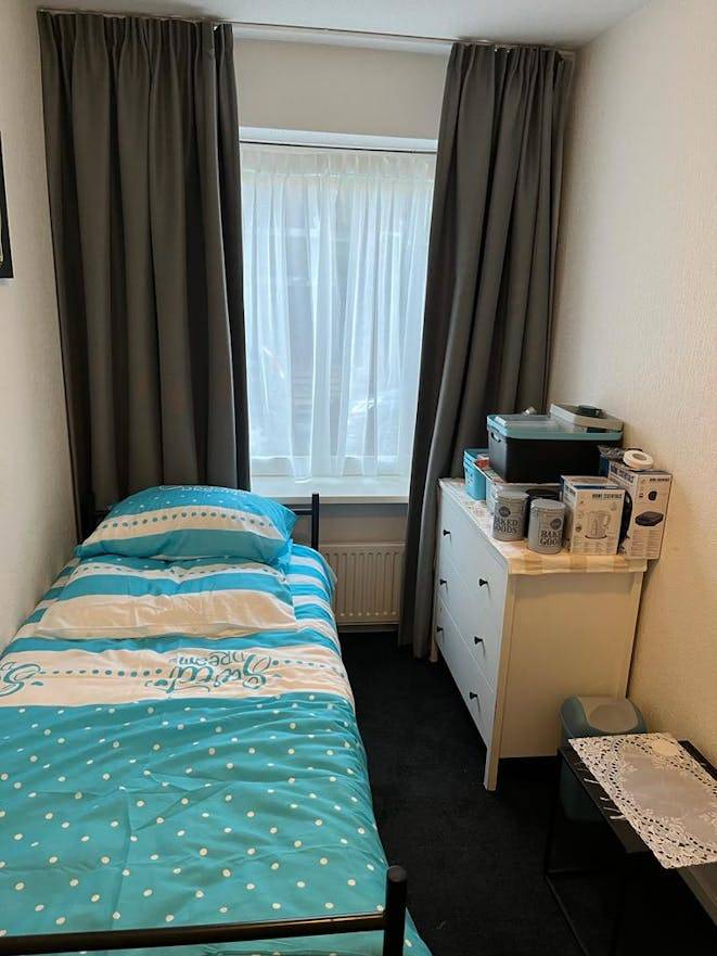 69 M² Private Room ∙ 1 Bedroom ∙ 1 Guest - Rotterdam