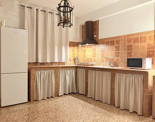 Cottage ∙ 4 Bedrooms ∙ 10 Guests - Constantina