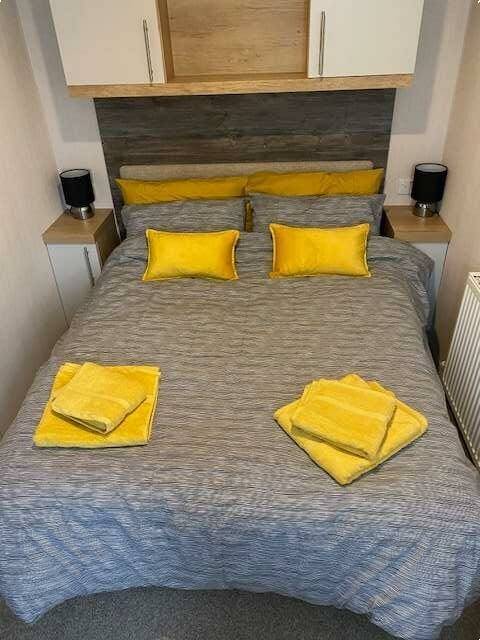 Cottage ∙ 3 Bedrooms ∙ 8 Guests - Rhyl