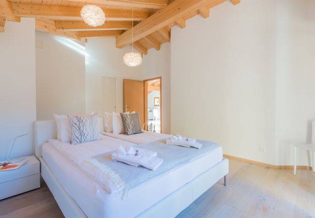 150 M² Apartment ∙ 3 Bedrooms ∙ 8 Guests - Mürren