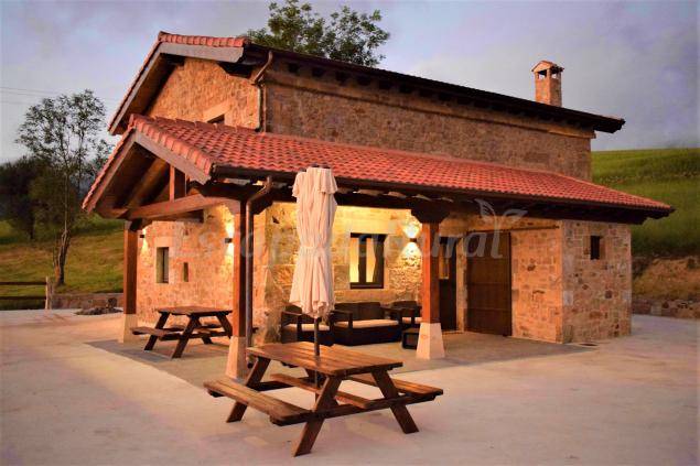 Casa Rural ∙ 4 Habitaciones ∙ 10 Huéspedes - Selaya