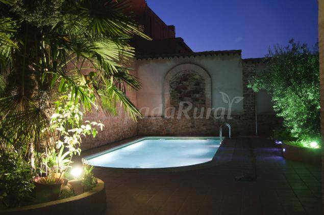Casa Rural ∙ 6 Habitaciones ∙ 15 Huéspedes - Parque Nacional De Cabañeros