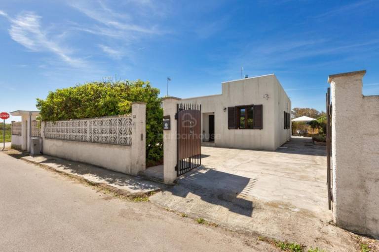 Ville a Torre Chianca in affitto da 32 €/notte