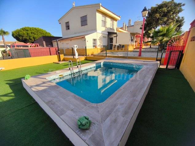 Casa Rural ∙ 40 Habitaciones ∙ 4 Huéspedes - Cartaya