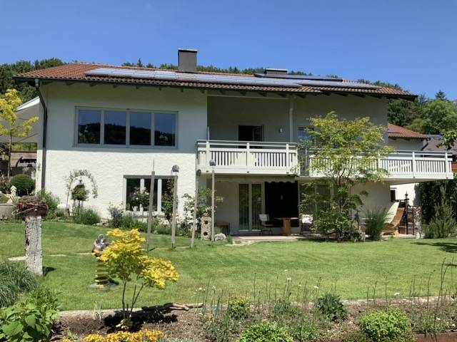 100 M² Ferienwohnung ∙ 2 Schlafzimmer ∙ 4 Gäste - Riedenburg