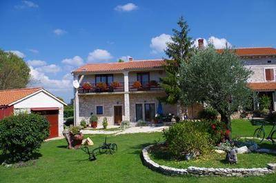 55 M² Appartement ∙ 2 Chambres ∙ 4 Personnes - Barban