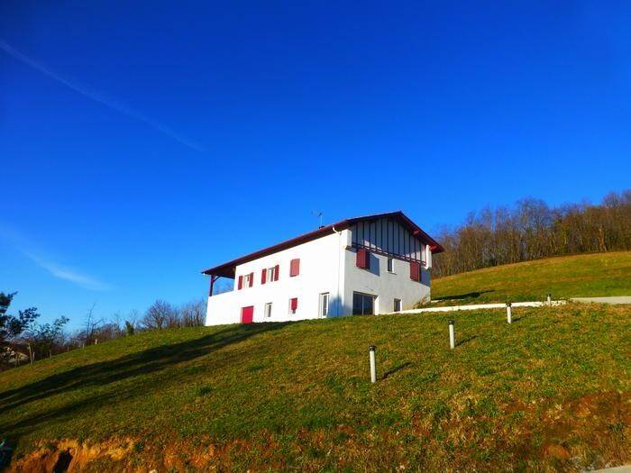 90 M² Apartment ∙ 2 Bedrooms ∙ 8 Guests - Cambo-les-Bains