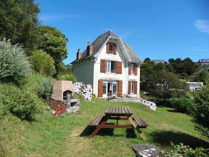 180 M² Maison De Vacances ∙ 5 Chambres ∙ 9 Personnes - Barneville-Carteret
