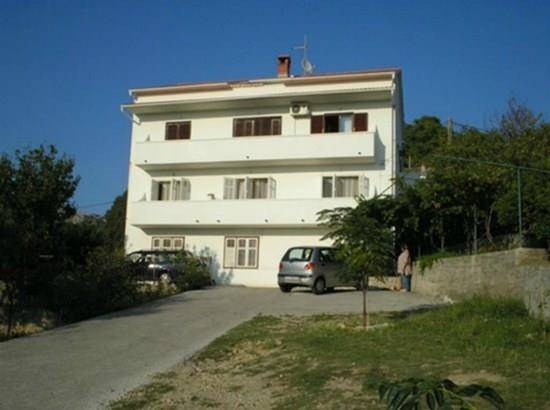 65 M² Appartement ∙ 2 Slaapkamers ∙ 5 Gasten - Rab