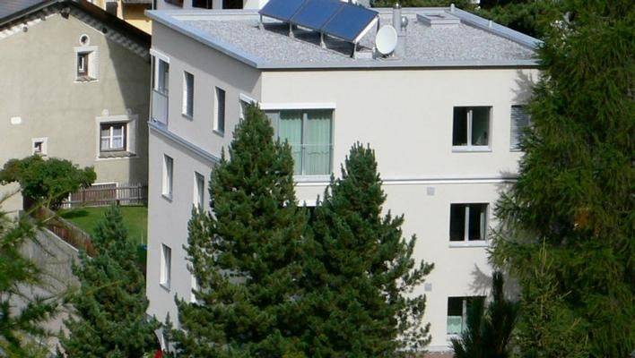 88 M² Appartement ∙ 3 Slaapkamers ∙ 5 Gasten - Pontresina