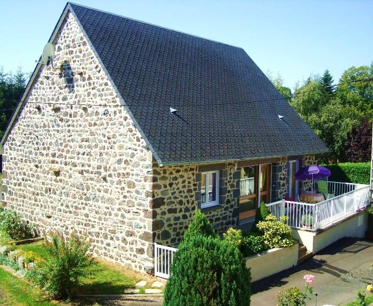 75 M² Gîte ∙ 2 Chambres ∙ 4 Personnes - Aydat