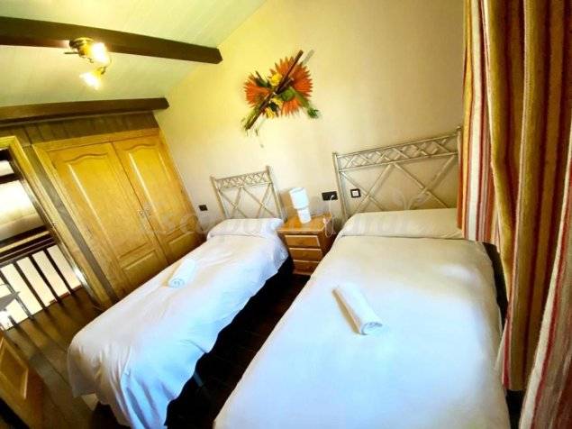 Casa Rural ∙ 4 Habitaciones ∙ 9 Huéspedes - Antequera, España