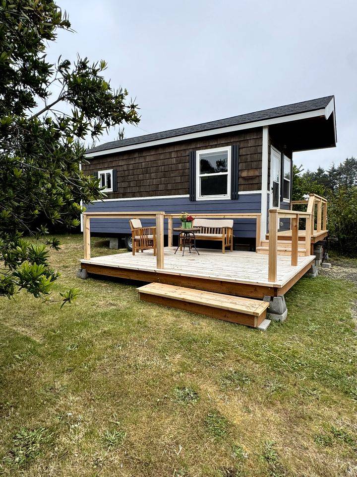 House ∙ 1 Bedroom ∙ 3 Guests - Waldport, OR