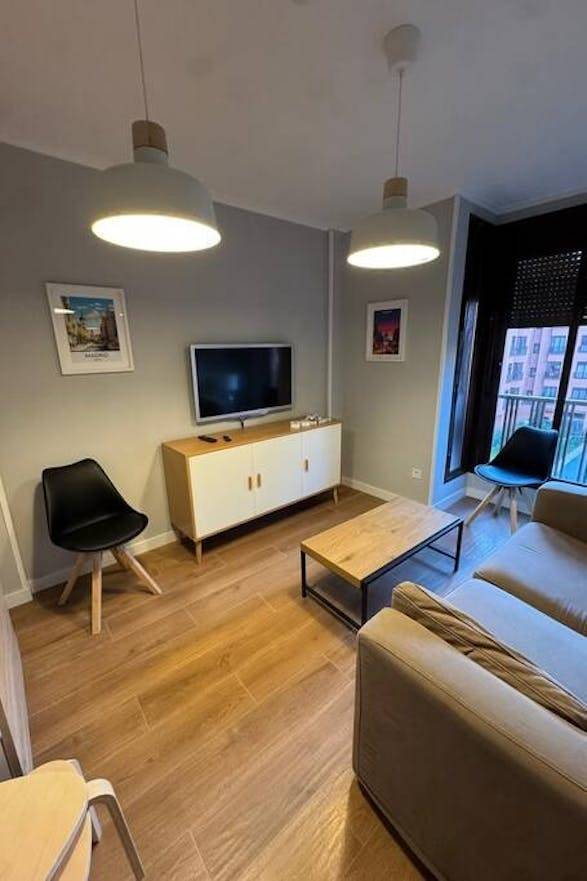 40 M² Apartamento ∙ 3 Habitaciones ∙ 4 Huéspedes - San Fernando de Henares