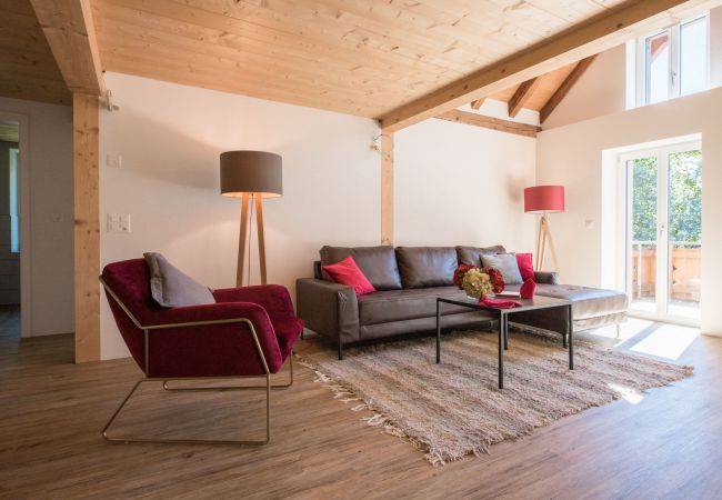 177 M² Ferienwohnung ∙ 4 Schlafzimmer ∙ 8 Gäste - Lauterbrunnen