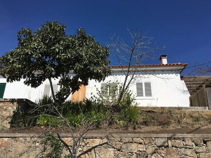 Casa ∙ 2 Quartos ∙ 4 Hóspedes - Castelo
