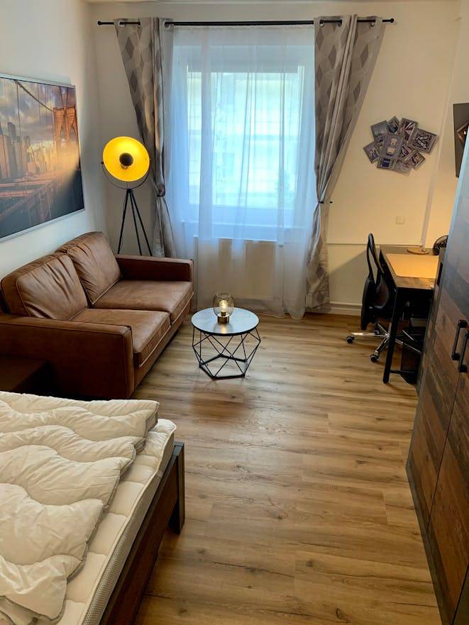 50 M² Private Room ∙ 1 Bedroom ∙ 1 Guest - Frankfurt am Main