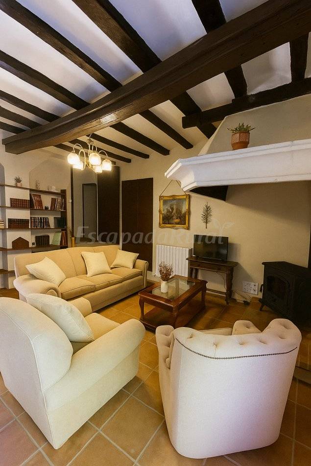 Cottage ∙ 5 Bedrooms ∙ 11 Guests - Costa Brava