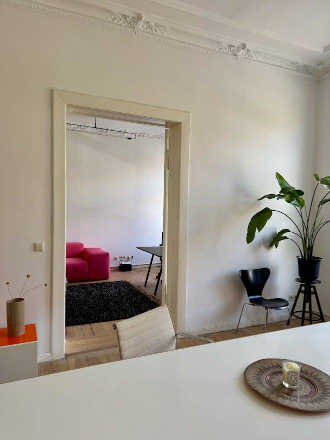 86 M² Ferienwohnung ∙ 1 Schlafzimmer ∙ 3 Gäste - Blankenfelde-Mahlow