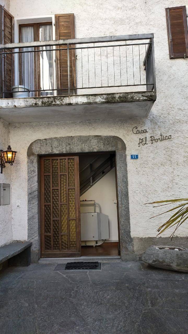 120 M² Ferienwohnung ∙ 2 Schlafzimmer ∙ 5 Gäste - Maggiatal