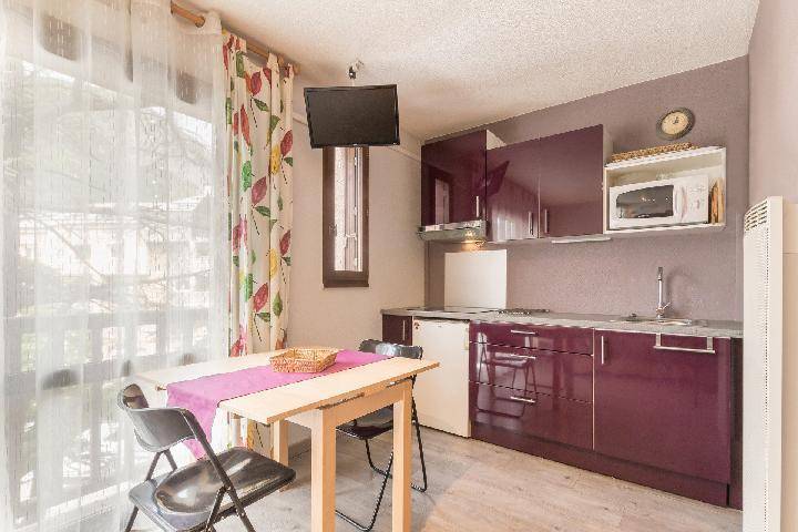 18 M² Studio ∙ 1 Slaapkamer ∙ 3 Gasten - Briançon