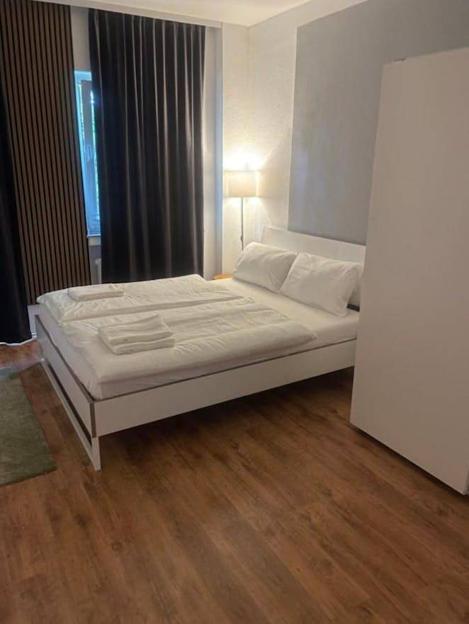 56 M² Appartement ∙ 2 Slaapkamers ∙ 3 Gasten - Keulen