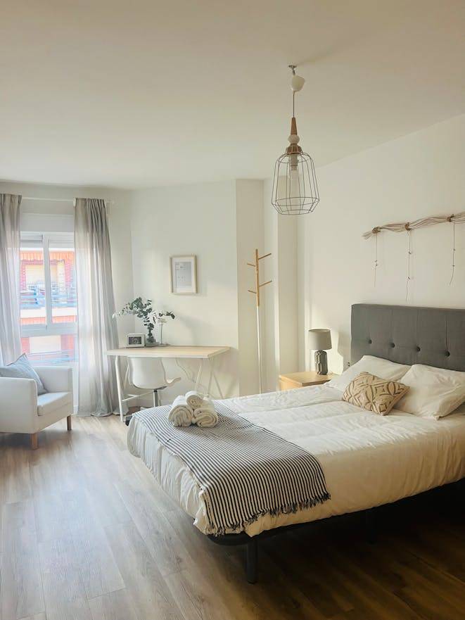 114 M² Apartamento ∙ 3 Quartos ∙ 5 Hóspedes - Valência