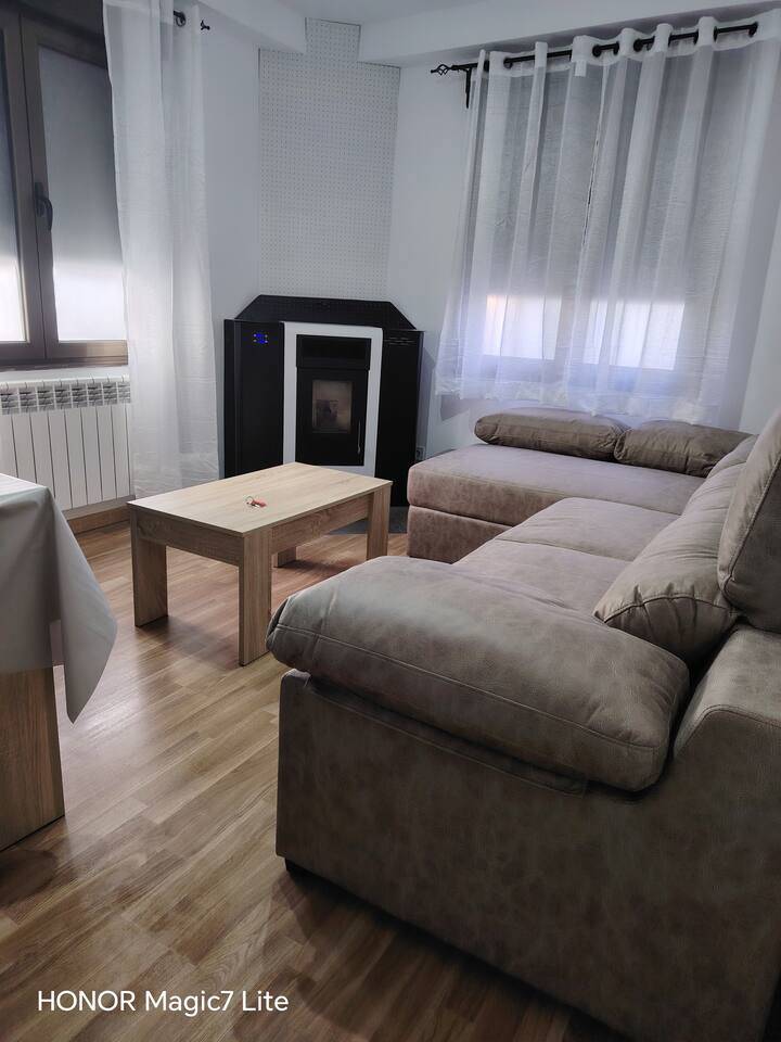 Apartamento ∙ 3 Habitaciones ∙ 6 Huéspedes - Oviedo