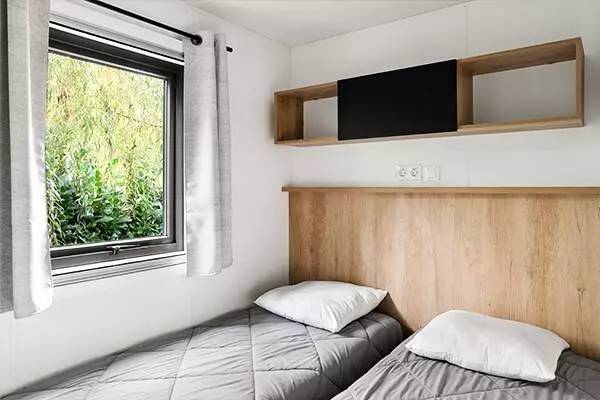 35 M² Caravan ∙ 3 Bedrooms ∙ 6 Guests - Pont-Aven