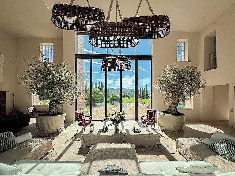 1000 M² Ferienhaus ∙ 9 Schlafzimmer ∙ 19 Gäste - Apt