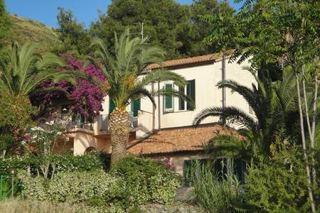 150 M² Villa ∙ 3 Chambres ∙ 8 Personnes - Tropea