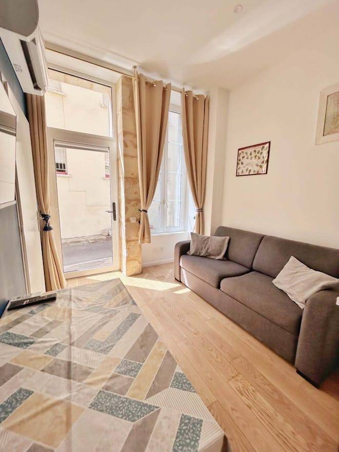 22 M² Apartamento ∙ 1 Habitación ∙ 2 Huéspedes - Burdeos