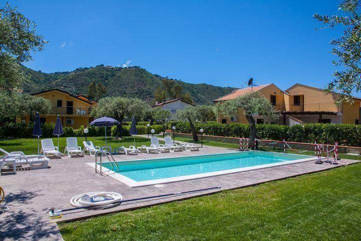 75 M² Ferienwohnung ∙ 2 Schlafzimmer ∙ 6 Gäste - Cefalù