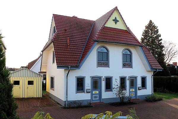 92 M² Ferienhaus ∙ 3 Schlafzimmer ∙ 5 Gäste - Zingst