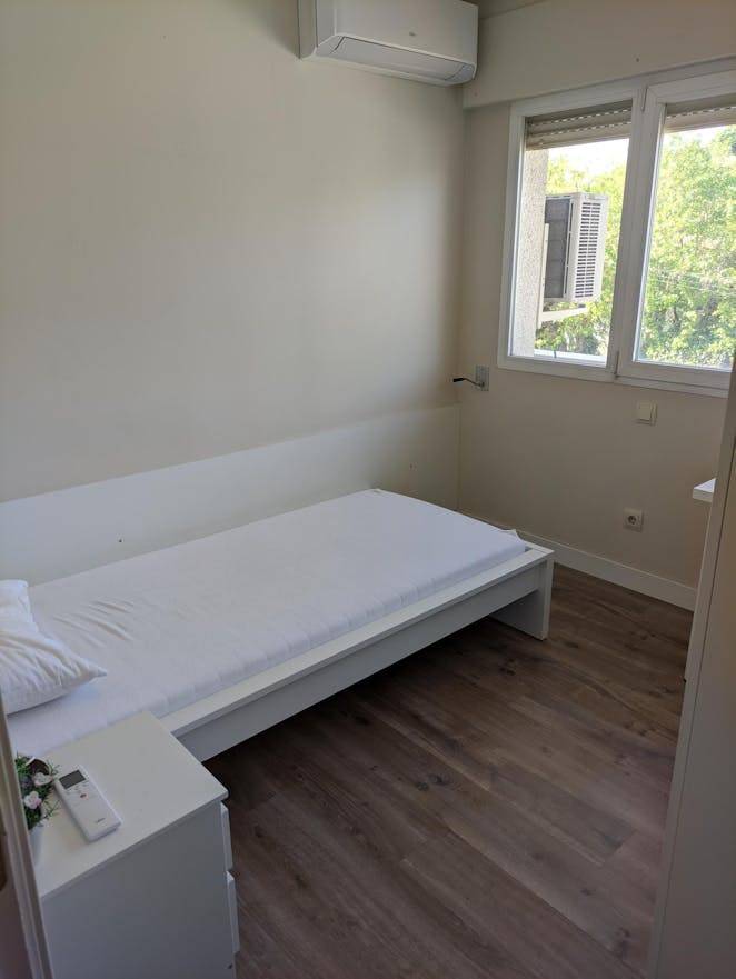 351 M² Habitación Privada ∙ 1 Habitación ∙ 1 Huésped - Las Rozas de Madrid