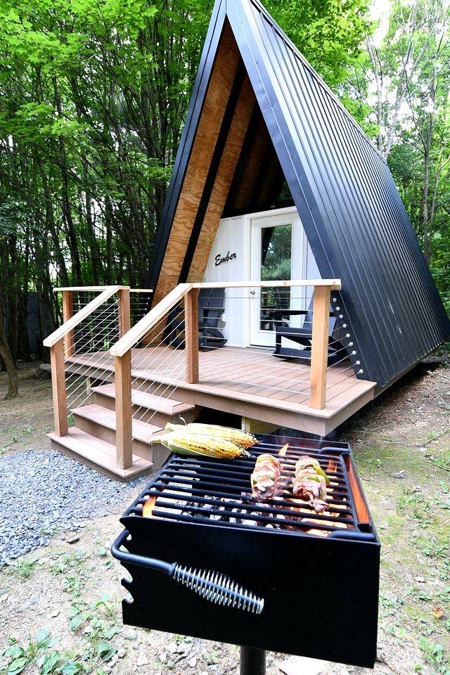 Cabin ∙ 1 Bedroom ∙ 4 Guests - Canandaigua, NY
