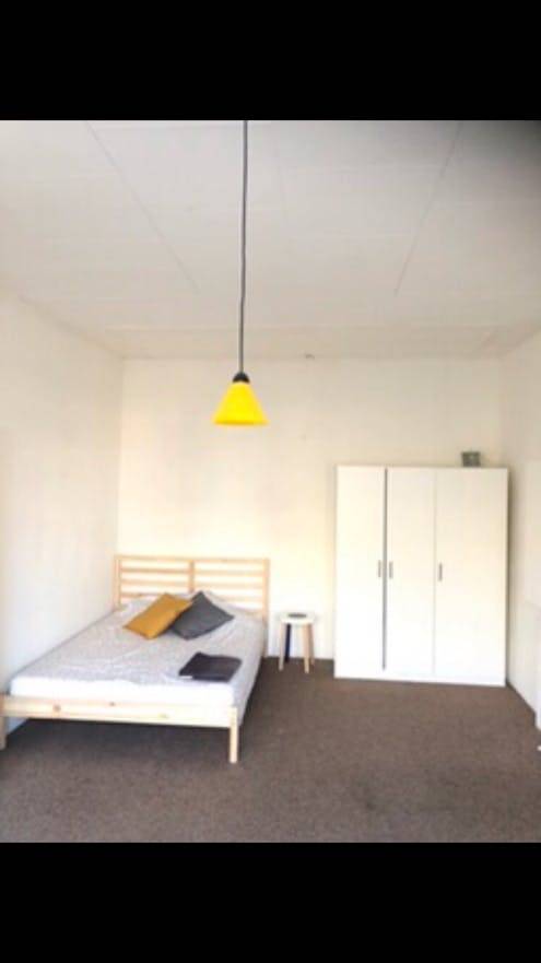 70 M² Private Room ∙ 1 Bedroom ∙ 1 Guest - Rotterdam