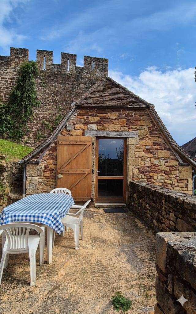 30 M² Casa ∙ 1 Habitación ∙ 2 Huéspedes - Bretenoux