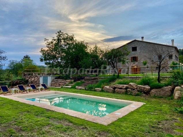 Casa Rural ∙ 5 Habitaciones ∙ 11 Huéspedes - Sallent