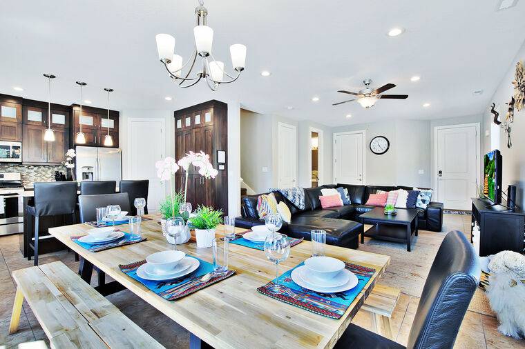 613 M² House ∙ 12 Bedrooms ∙ 48 Guests - Moab, UT