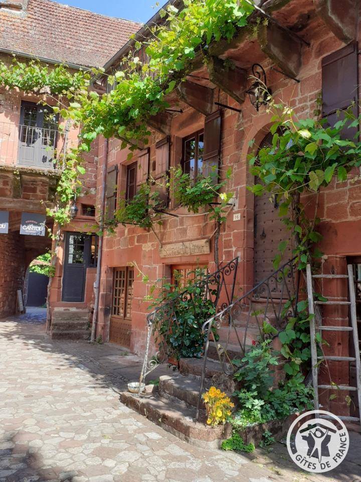 103 M² Gîte ∙ 2 Chambres ∙ 6 Personnes - Collonges-la-Rouge