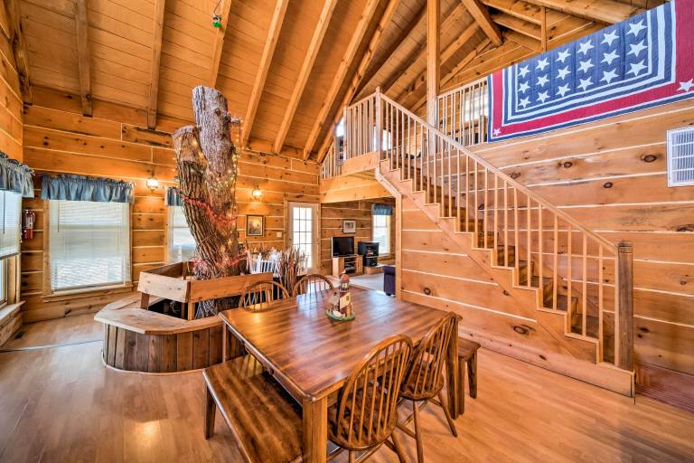 Maquoketa Caves State Park Lodging from $17 | HomeToGo