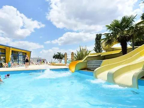 Mobil-home ∙ 1 Chambre ∙ 6 Personnes - Luçon