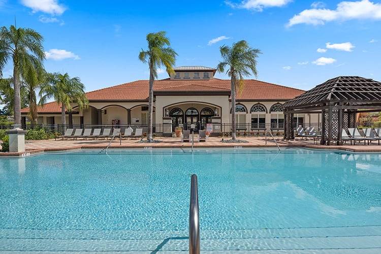 Villa ∙ 12 Habitaciones ∙ 27 Huéspedes - Kissimmee