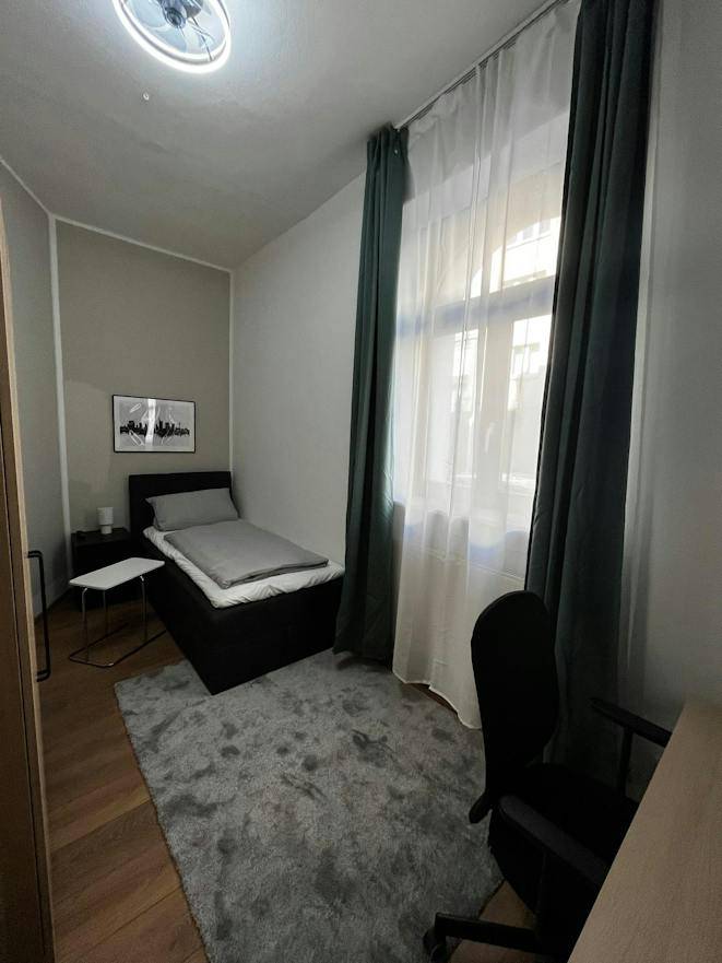 95 M² Chambre Privée ∙ 1 Chambre ∙ 1 Personne - Francfort-sur-le-Main