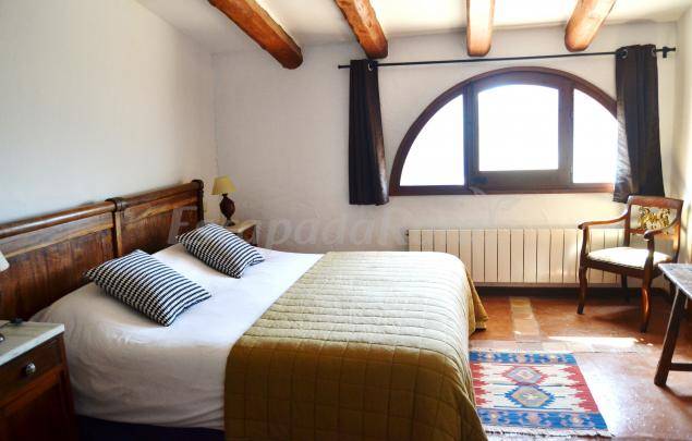 Cottage ∙ 10 Bedrooms ∙ 2 Guests - Pyrenees