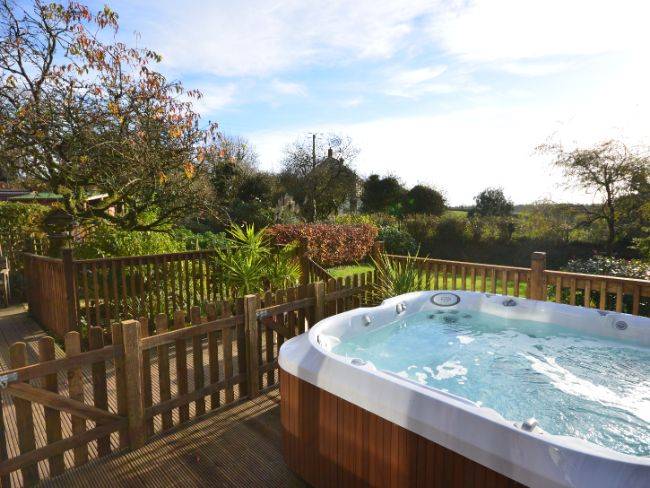 Cottage ∙ 3 Bedrooms ∙ 6 Guests - St Austell