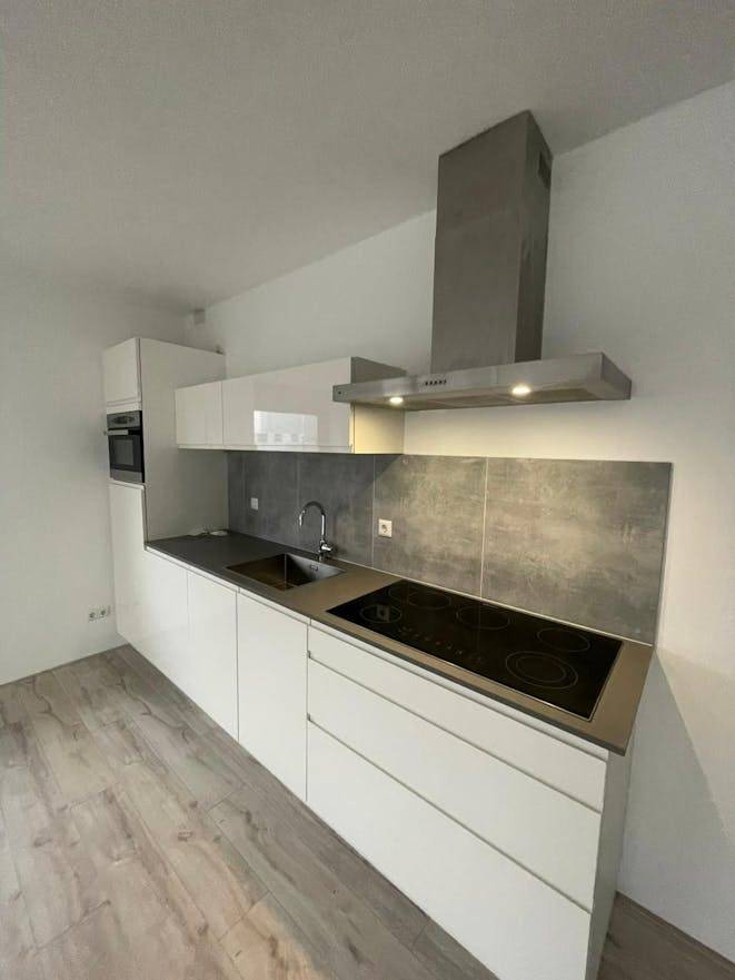 100 M² Apartment ∙ 3 Bedrooms ∙ 5 Guests - Amsterdam