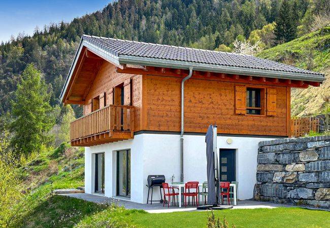 100 M² Casa ∙ 3 Quartos ∙ 8 Hóspedes - Sierre